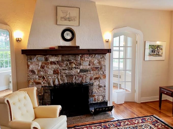 Curl up by this stone fireplace and pretend you're plotting something important, or just napping like proper nobility.