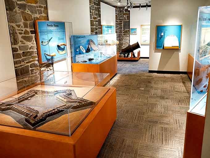 Inside the museum, powder horns, artifacts, and scale models tell stories that make history feel genuinely thrilling and alive.