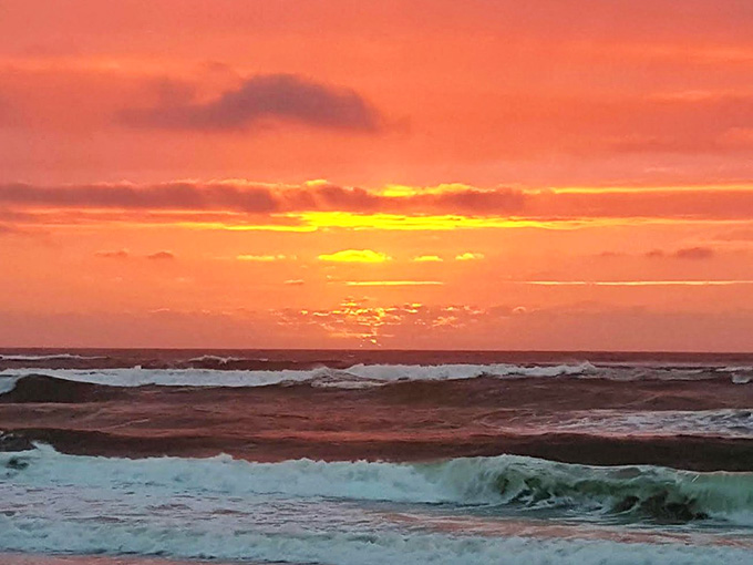 When the Oregon coast puts on a sunset like this, you start to wonder why you ever stayed home.