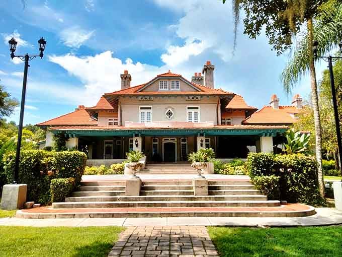 Sydonie Mansion sits beneath a perfect Florida sky, looking like something straight out of a classic Southern novel.