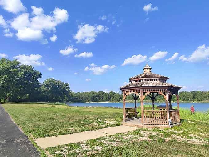 That gazebo is basically begging you to have a romantic picnic or propose to someone special.