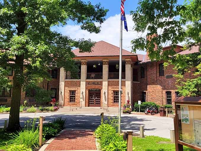 The stately Turkey Run Inn stands behind its columned entrance, looking like it has wonderful stories to tell.