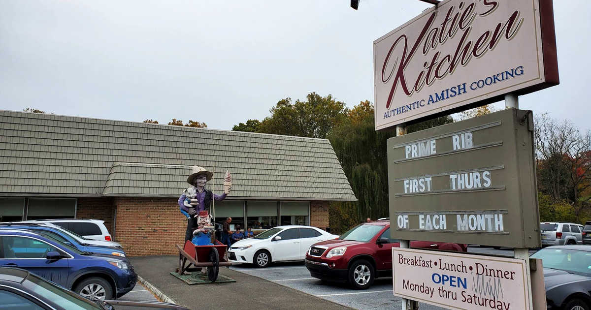 Nobody Can Explain Why These 6 Amish Restaurants In Pennsylvania Are So Insanely Delicious