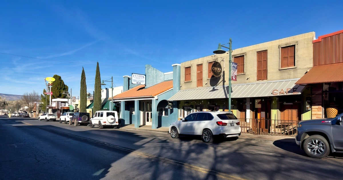 The Little-Known Arizona Town That's A Treasure Trove For Antique Hunters