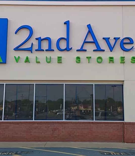 Bargain Hunters In Virginia Are Obsessed With The Outrageous Deals At This Thrift Store