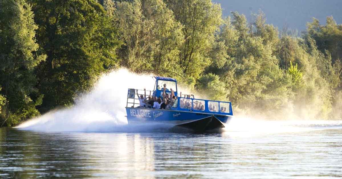 Oregon Mail Boat Rides You Can Ride A Jet Boat Through A Wild Oregon Canyon For Under $40