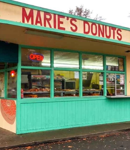 california maple bar donuts ftr