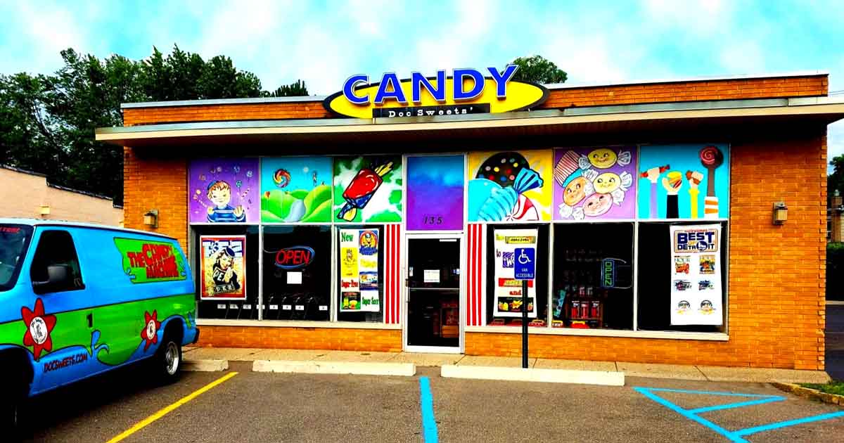 This Charming Candy Shop In Michigan Will Transport You Back To Childhood