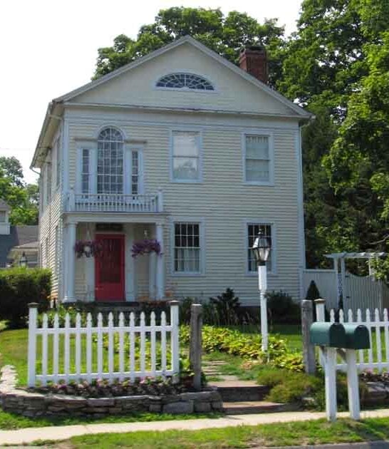 charming connecticut hallmark town ftr