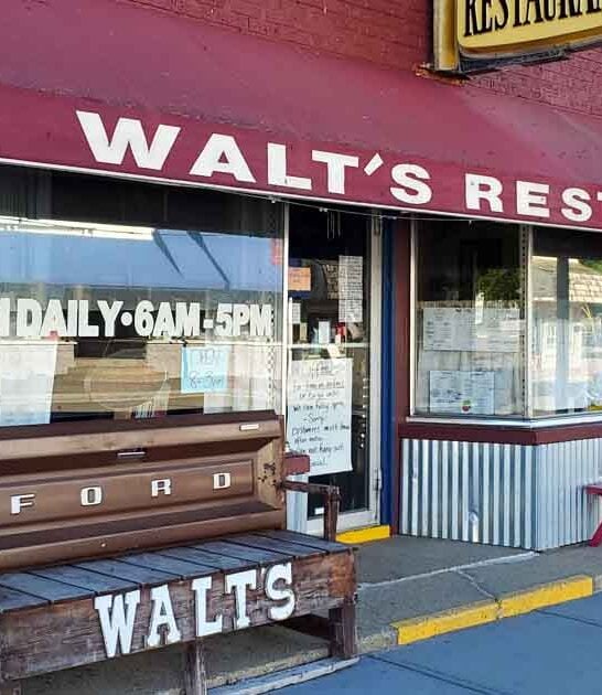 This Charming Small-Town Michigan Diner Serves The Breakfast Of Your Dreams