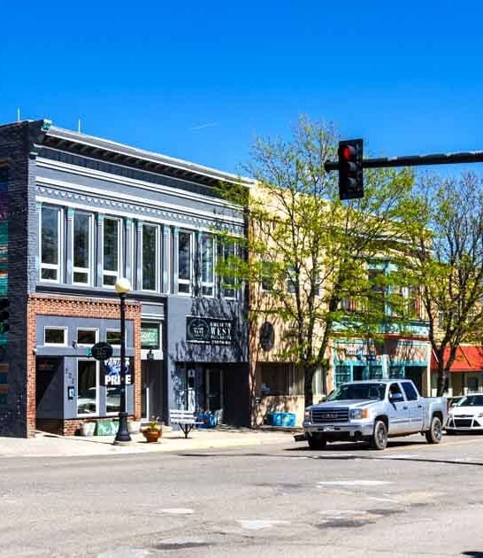 This Colorado Mountain Town Has Rent At Just $900 A Month, And It’s Worth The Move