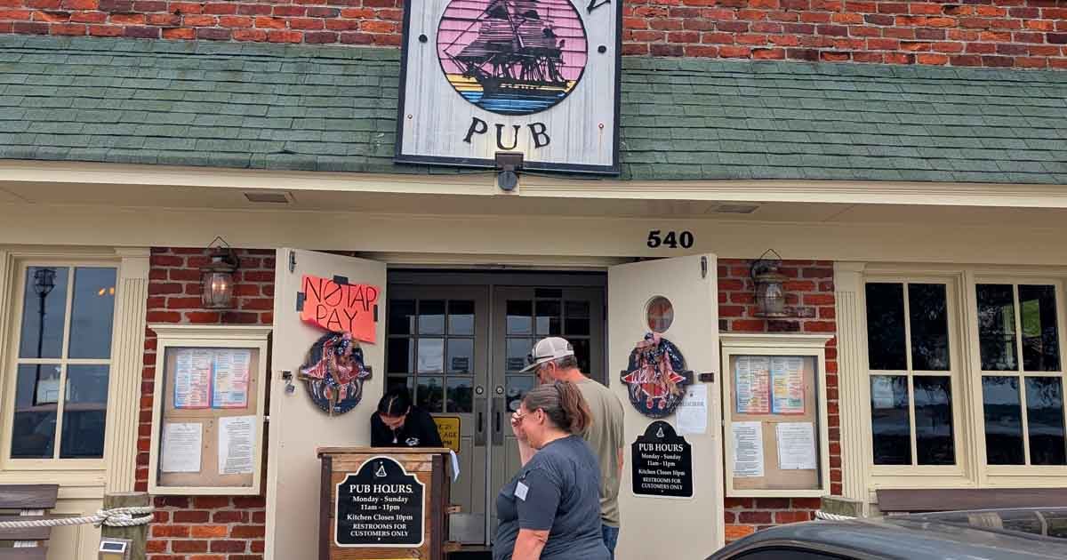 The Largest Crab Cake In Virginia Practically Falls Off The Plate At ...