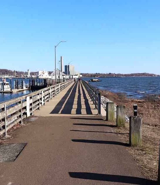 dreamy hidden pier connecticut ftr