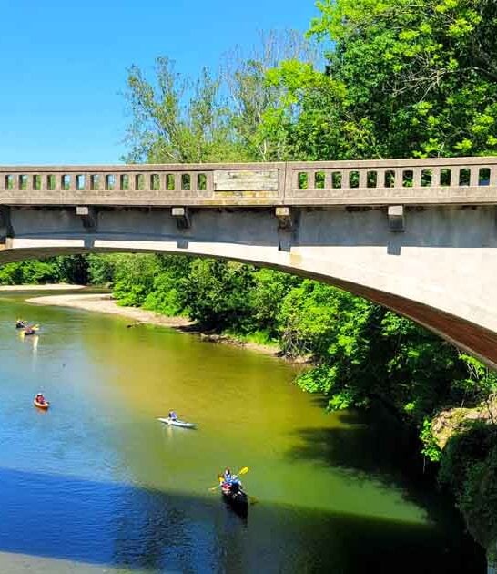 This Dreamy Indiana Spot Belongs In A Thomas Kinkade Masterpiece