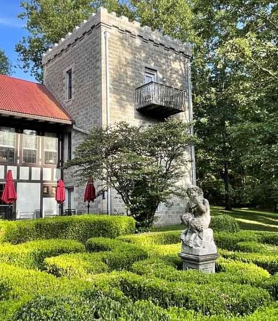 enchanting castle hiding ohio ftr