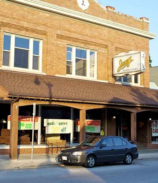 escape peaceful wisconsin town ftr