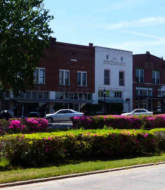 Skip The Tourist Traps And Explore These 10 Underrated Florida Towns Instead