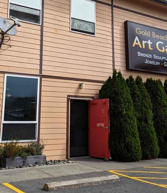 gigantic oregon book warehouse ftr