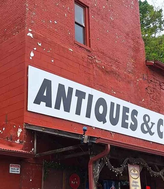 This Hidden Vintage Gem In Minnesota Has Thousands Of Affordable Finds