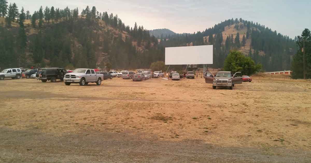 This Nostalgic Drive-In Theater In Washington Is The Last One Left East ...