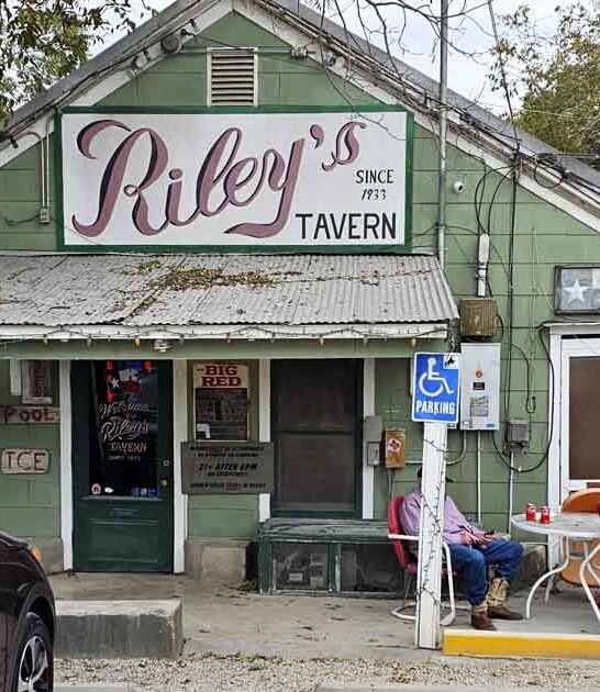 This Historic Texas Restaurant Was The Very First Bar To Open After Prohibition