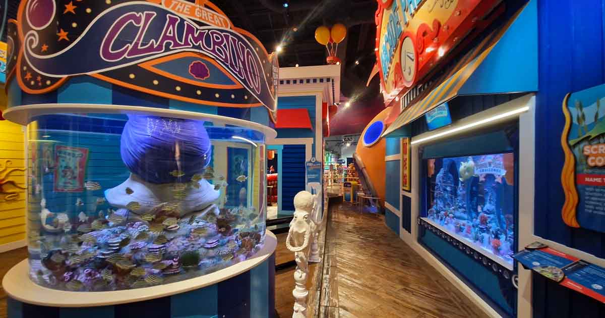 This Incredible Underwater Tunnel In Missouri Is Like Stepping Inside A ...