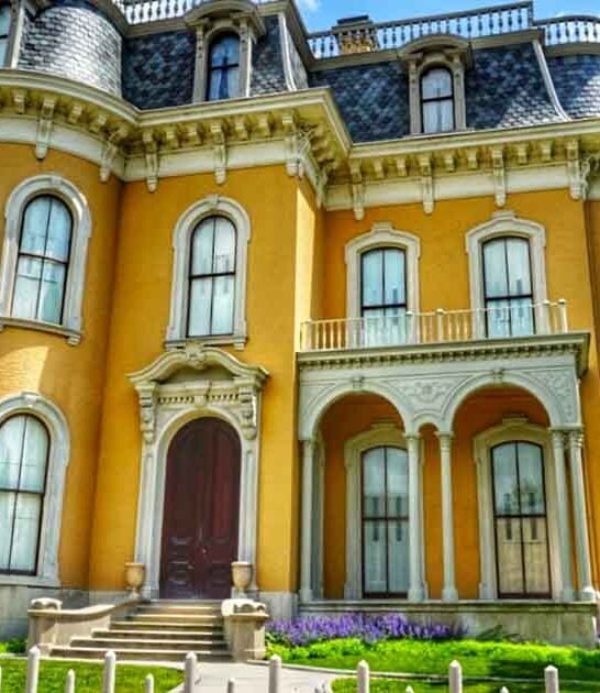 This Jaw-Dropping Indiana Mansion Tour Will Make You Feel Like You’ve Stepped Into A Fairytale