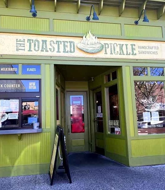 magic pickle restaurant michigan ftr