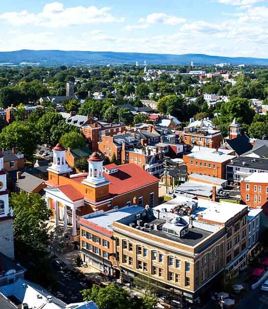 This Tiny Maryland Town Is So Charming, It Could Easily Be A Hallmark Movie Set