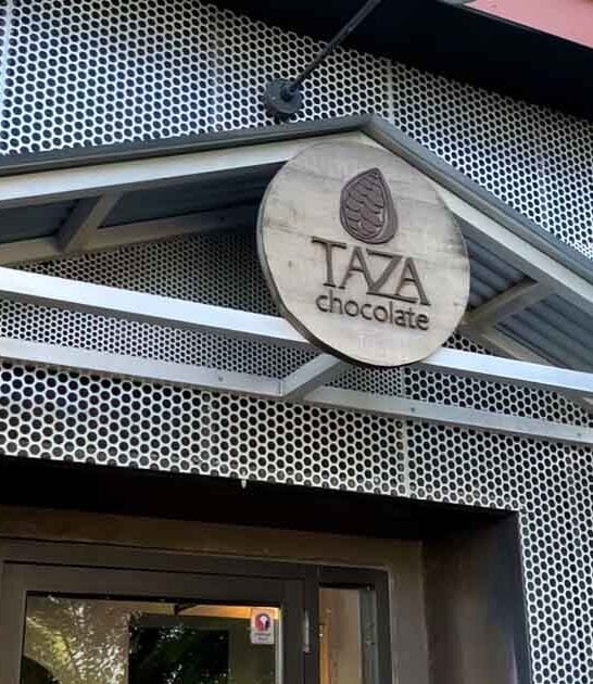 The Whimsical Chocolate Factory Tour In Massachusetts You Absolutely Have To Experience