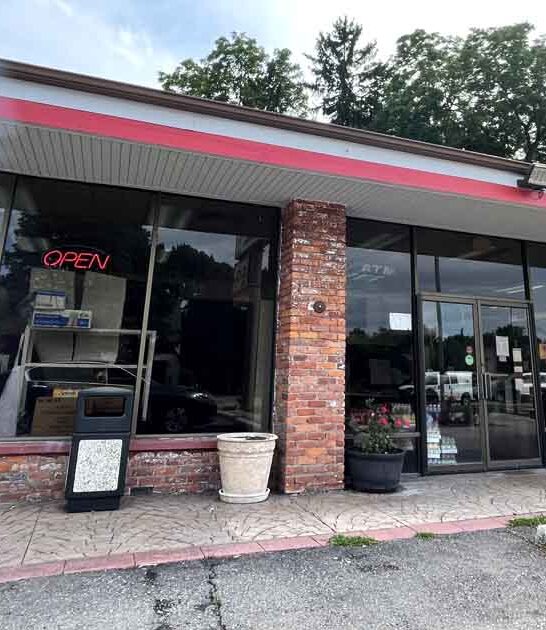 michigan donuts tiny bakery ftr