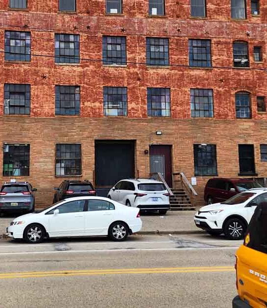 The Michigan Vintage Store With Endless Treasures You Can Snag For Cheap
