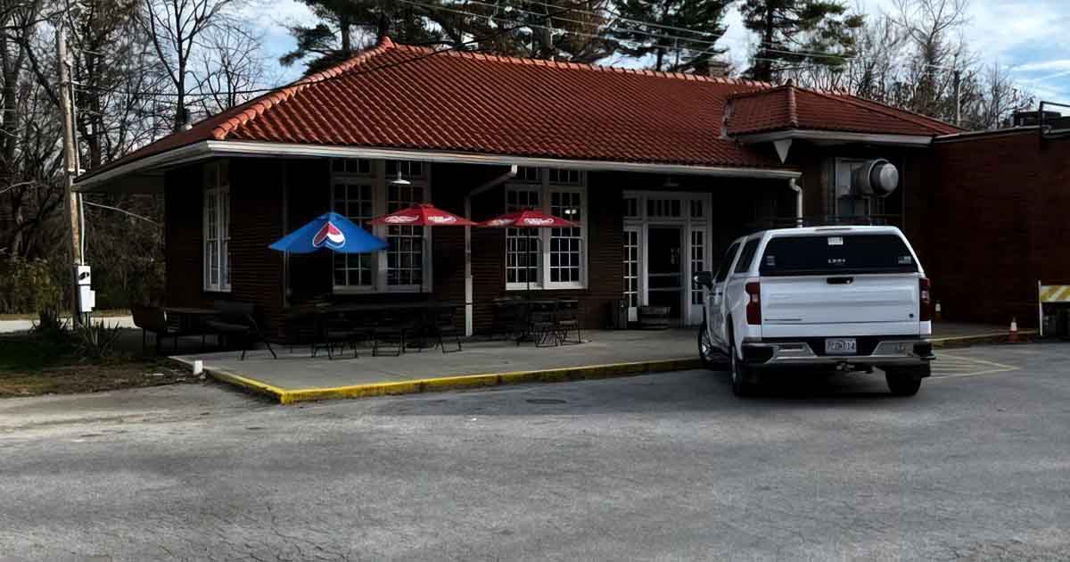 The Finger-Licking BBQ At This Converted Missouri Train Station Is Worth The Drive