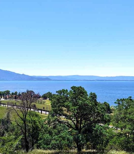 The Oldest Lake In America Is Hiding Right Here In California And It’s Absolutely Breathtaking