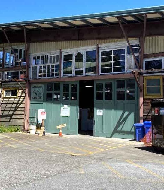 oregon vintage salvage store ftr