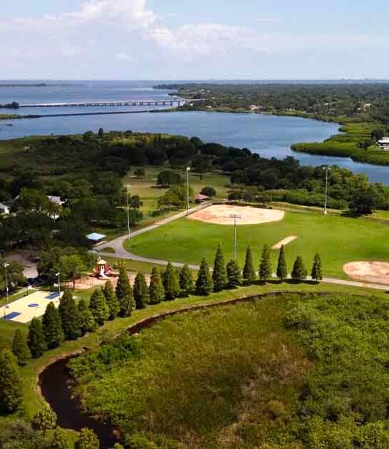 overlooked-florida-town-peaceful-FTR