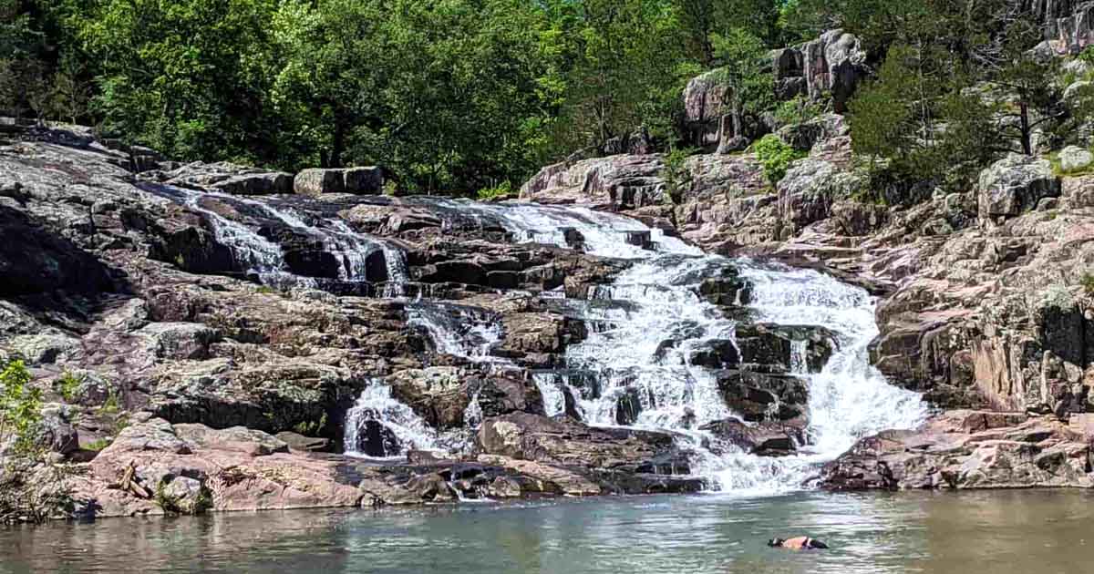 The 7 Most Picture-Perfect Day Trips In All Of Missouri