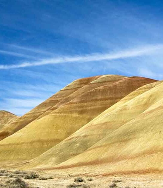 These 8 Places In Oregon Look So Alien, You’ll Forget You’re Still In America