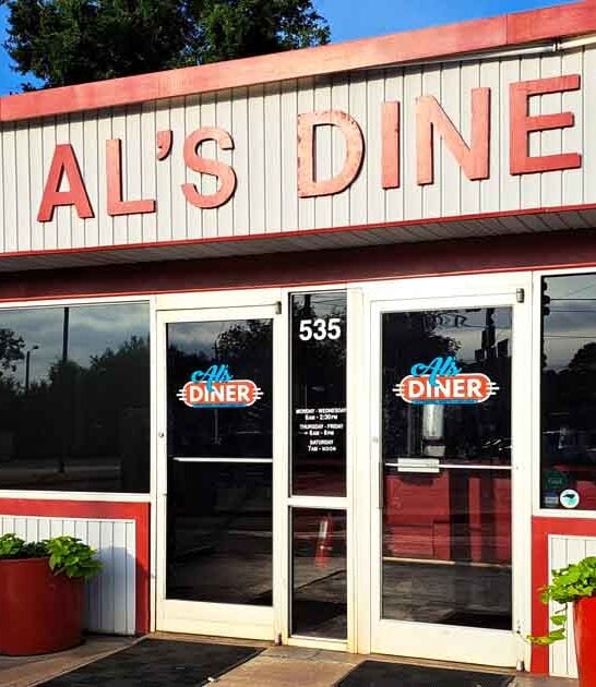 The Nostalgic North Carolina Diner That Feels Like Stepping Into A Norman Rockwell Painting