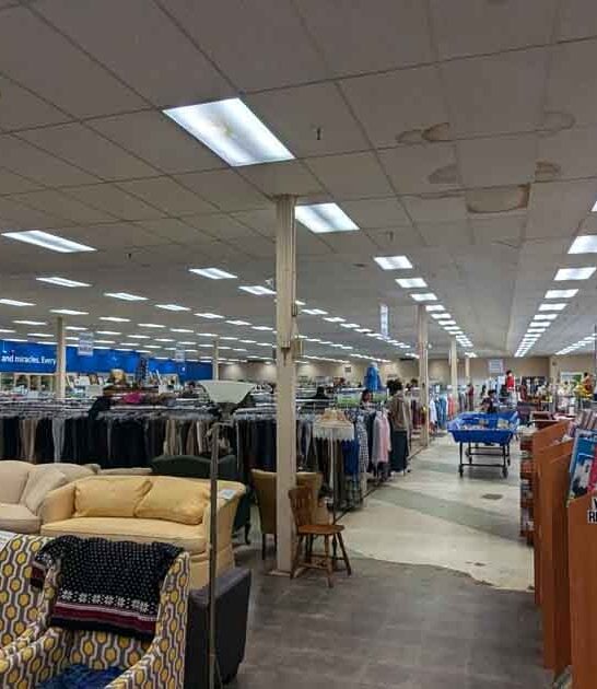 This Massive South Carolina Thrift Store Lets You Fill Your Whole Car For Less Than $40