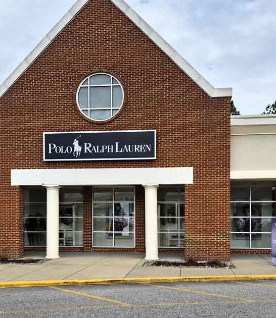 sprawling outlet mall virginia ftr