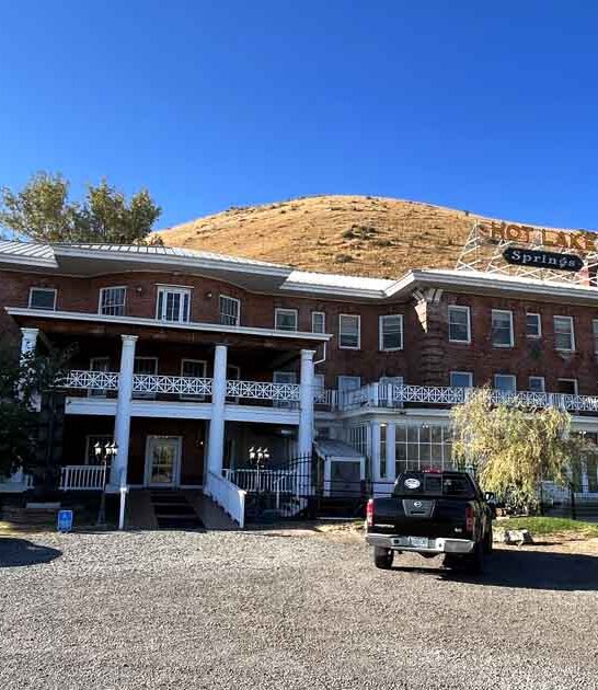 stunning oregon hotel west ftr