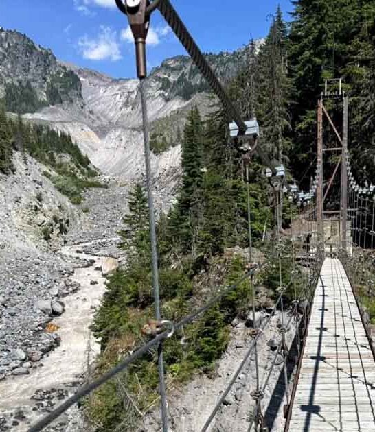 suspension bridge washington trail ftr