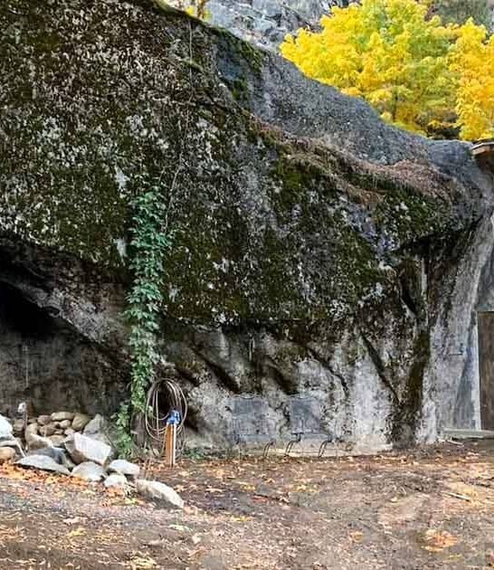 unique cave lodging washington ftr