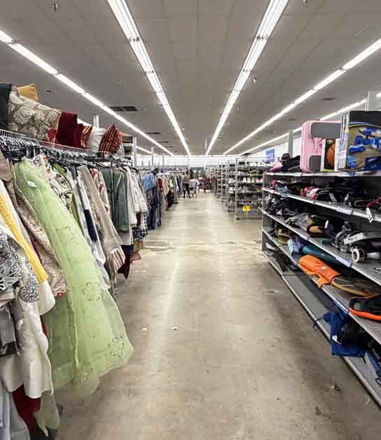 This Massive Virginia Thrift Store Lets You Fill Your Whole Car For Less Than $40