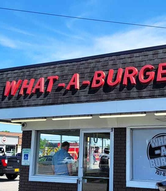 Locals Have Been Lining Up At Virginia’s Oldest What-A-Burger For Almost 65 Years