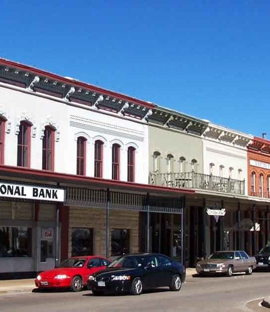 weekend escape texas towns ftr
