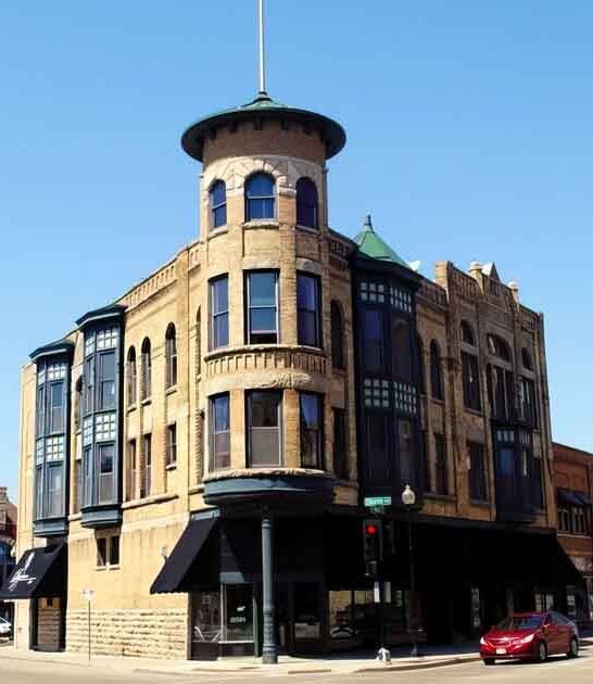 wisconsin affordable studio city ftr