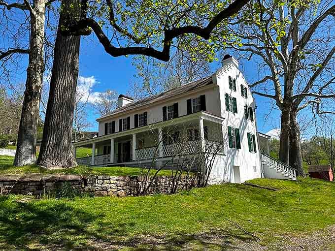 This Perfectly Preserved Pennsylvania Village Looks Like Something Out ...