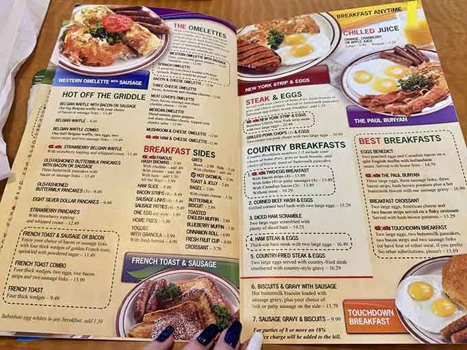 Everyone In Florida Should Visit This Clock-Themed Diner With $10 ...